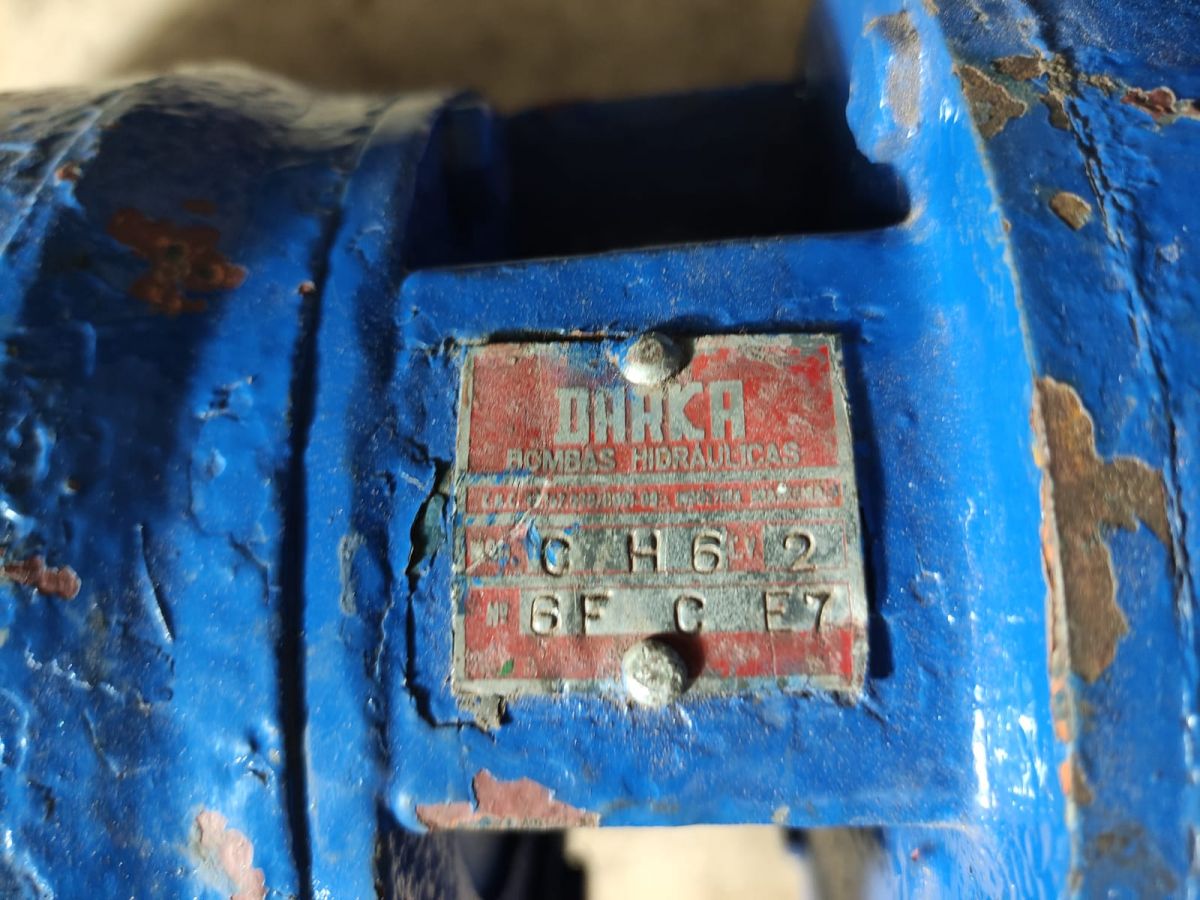 SOMETAL - Bomba centrífuga trifásica Darka 2 CV - Cód. 1525